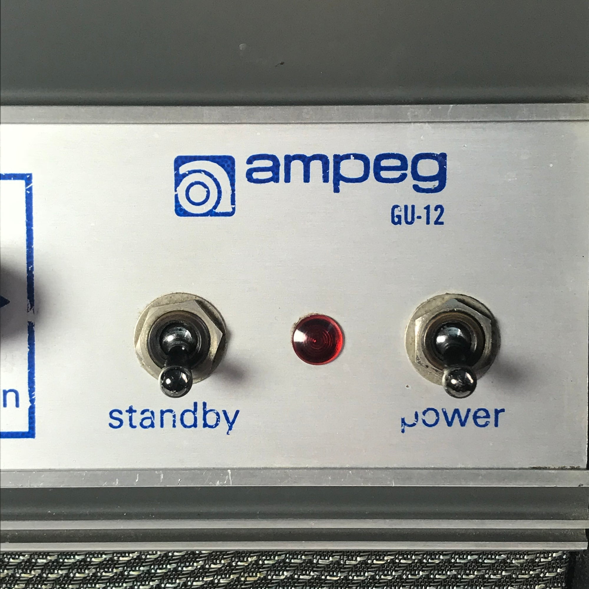 Ampeg GU-12 - Black Book Guitars